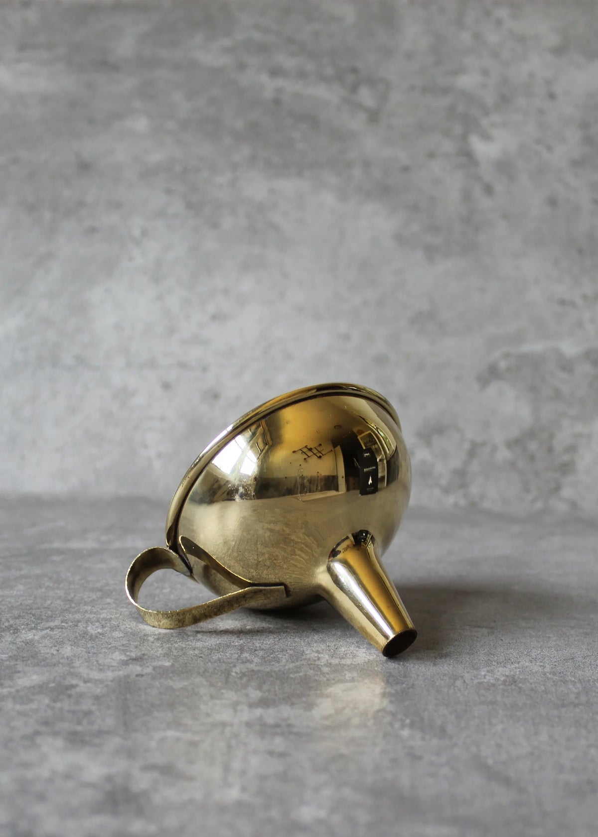 Murchison Hume | Brass Funnel | Coco Blue